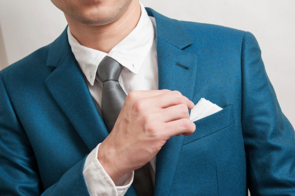 4 Style Trends and Guidelines for Funeral Attire | Stuhr Funeral