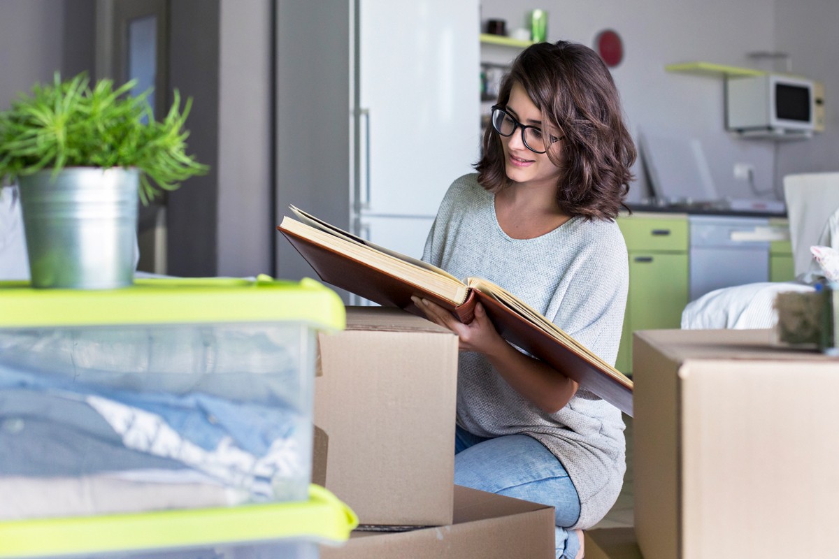 6 Tips on Decluttering Following the Death of a Loved One - Stuhr ...